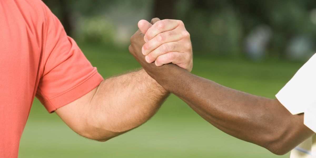 Les Amis, le Secret pour un Bonheur et une Confiance en Soi Accrus ...